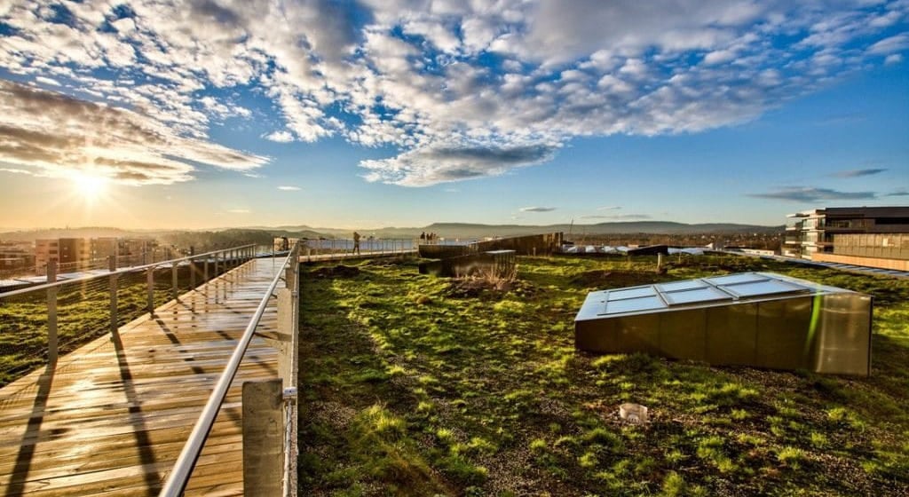 FORNEBU S – MILJØSENTER - Hesselberg Tak AS