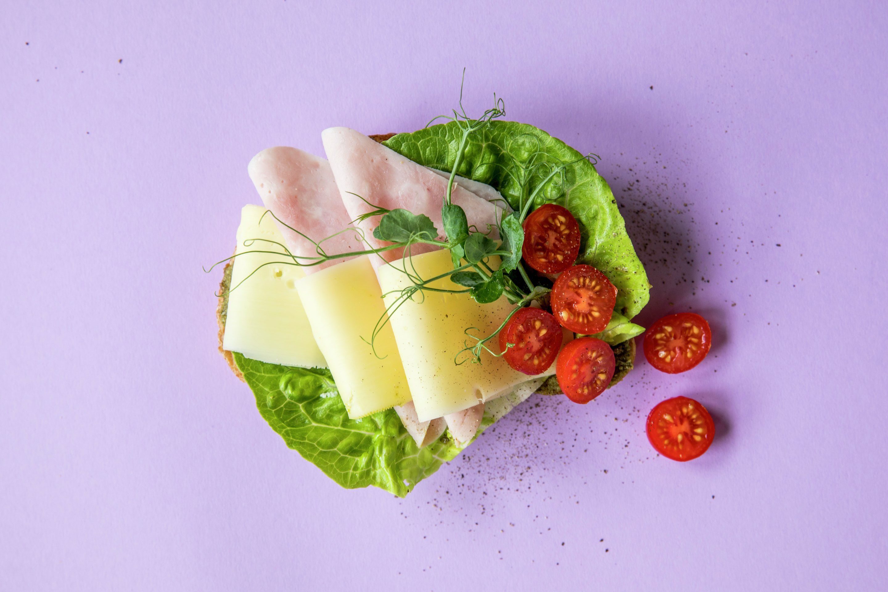 Lekkert smørbrød med ost og skinke • Oppskrift • Kjapp hverdagsmat
